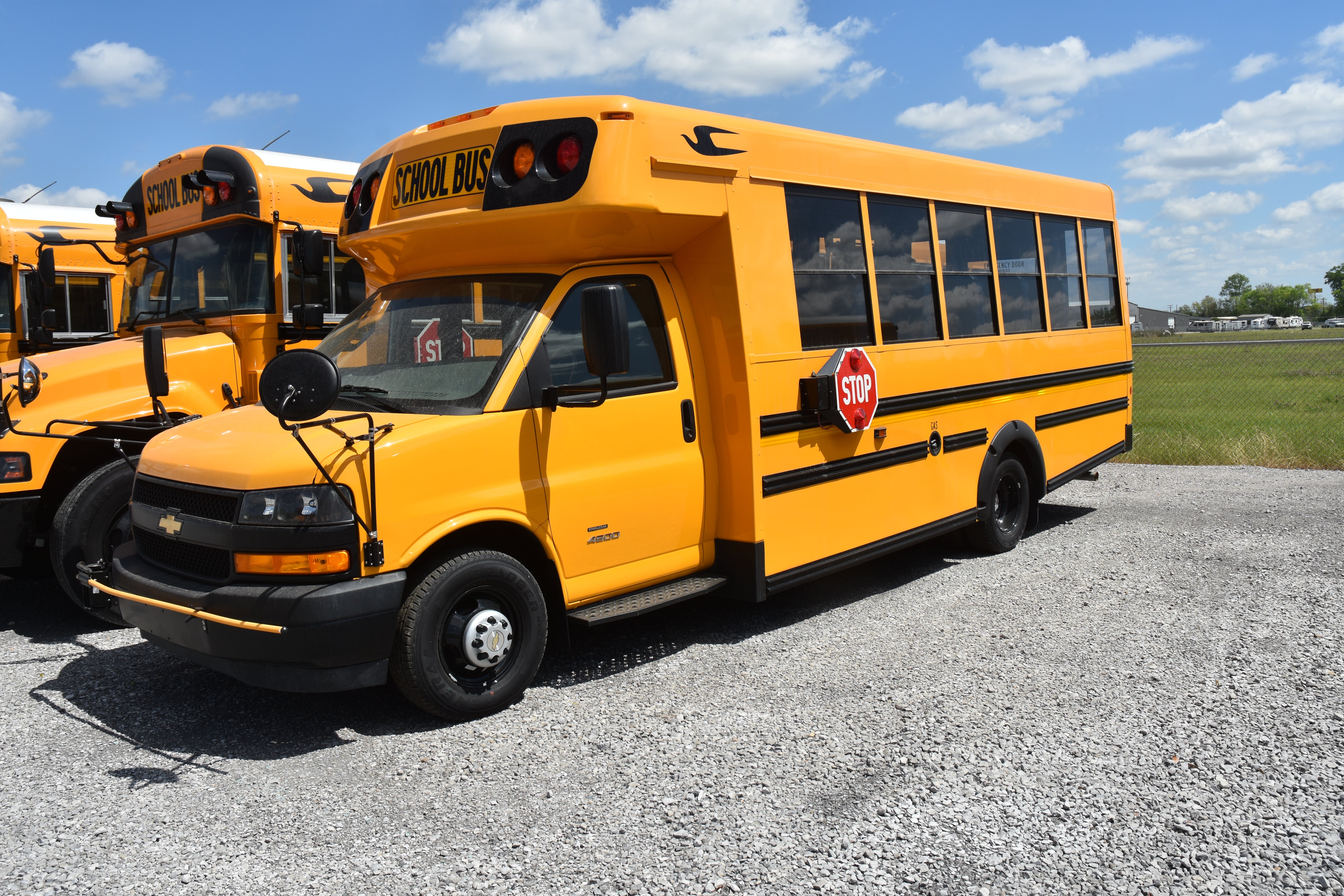 Ross Bus Sales, LLC – Ross Bus